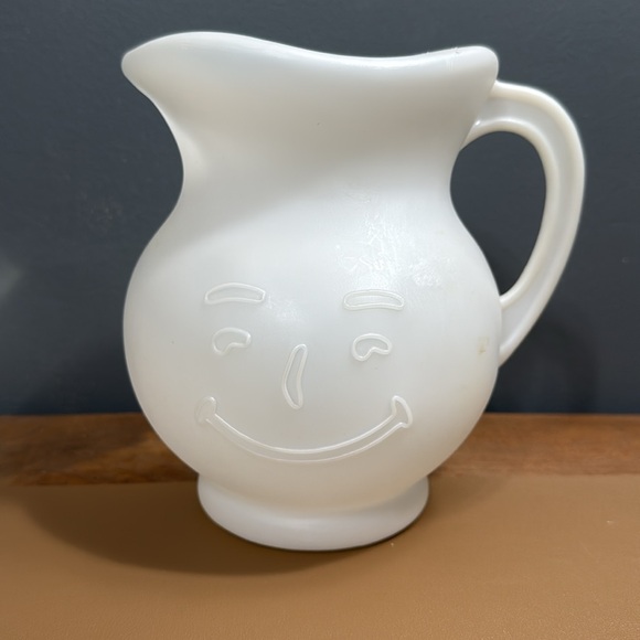 Kool-Aid | Kitchen | Vintage 98s Koolaid Pitcher Vintage 2 Quart ...